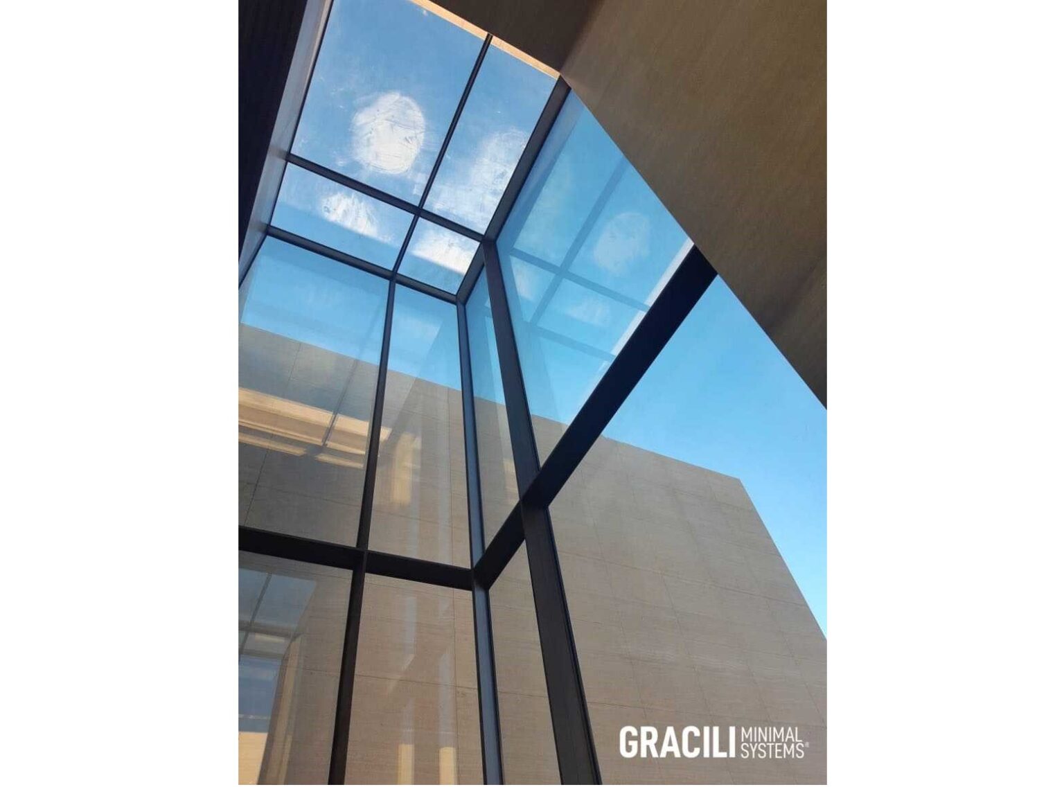 Minimal Glass Facades | Gracili Minimal Systems®